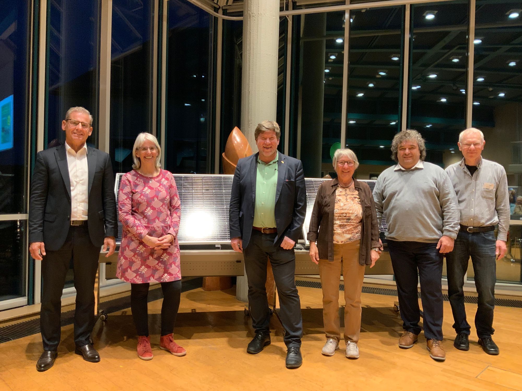 Über PV-Potenzial, Balkonkraftwerke und Wärmenetze in Ditzingen